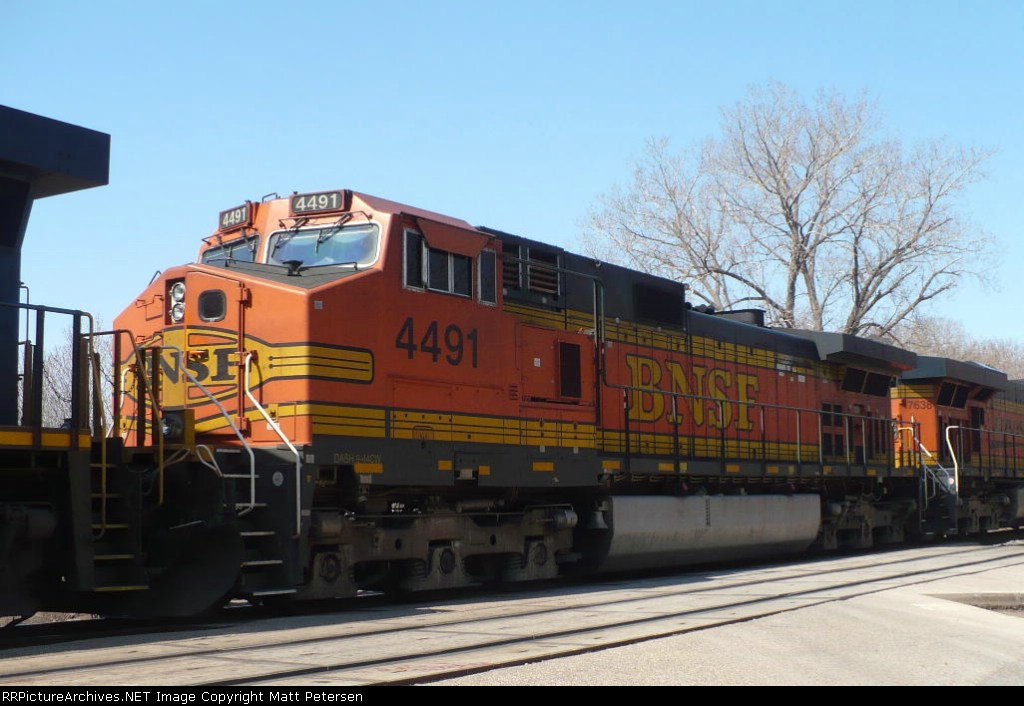 BNSF 4491